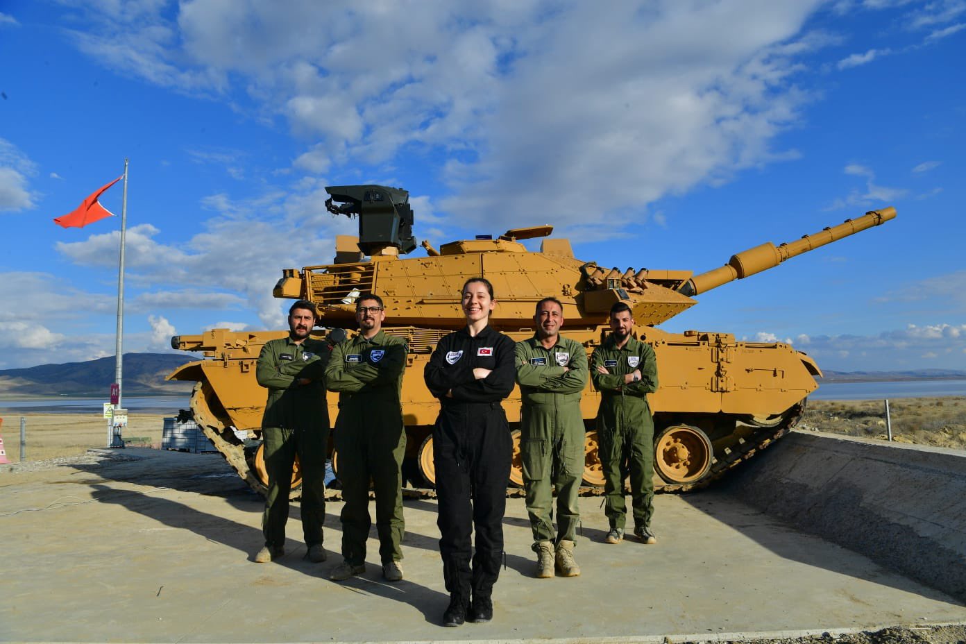Aselsan Unveils TIYK M-60T Main Battle Tank With Volkan-M Fire Control ...